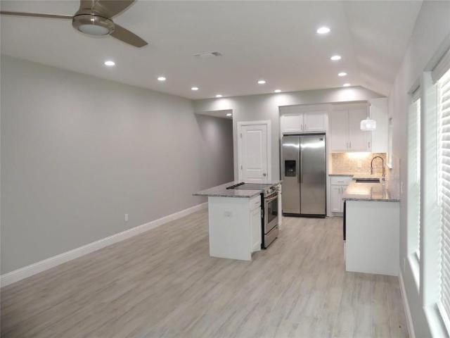608 E College Street # 608