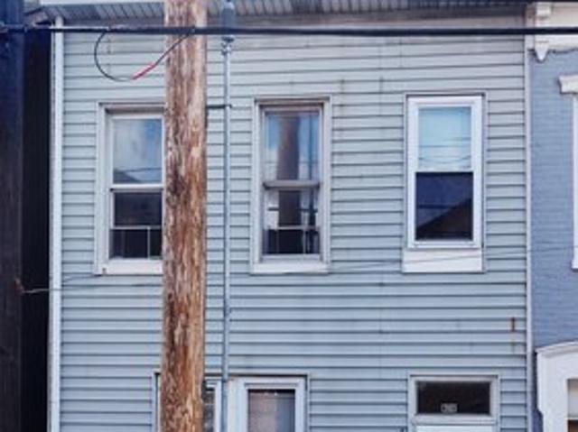 608 E Philadelphia St, York, PA 17403
