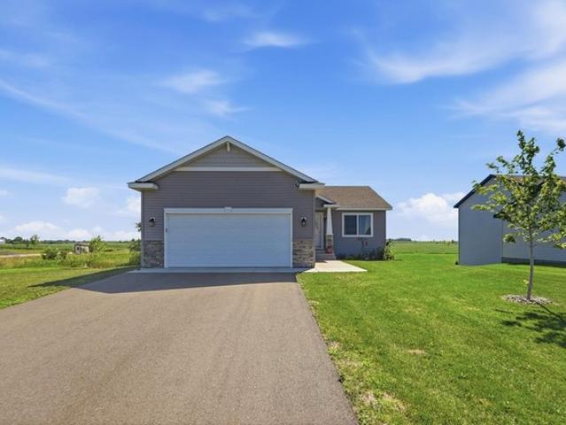 608 Elm St N, Kimball, MN 55353