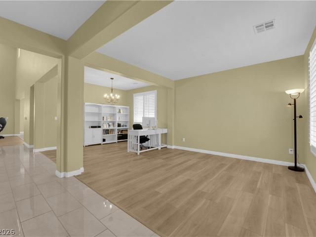 608 Highland Bluff Way