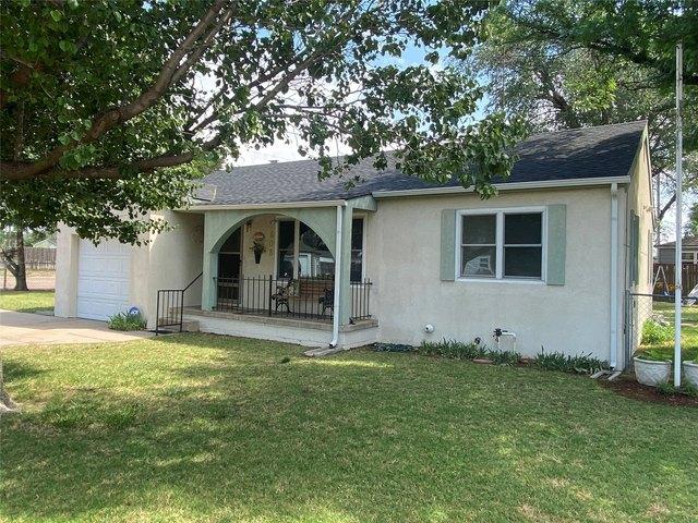 608 Inge Ave, Garden City, KS 67846