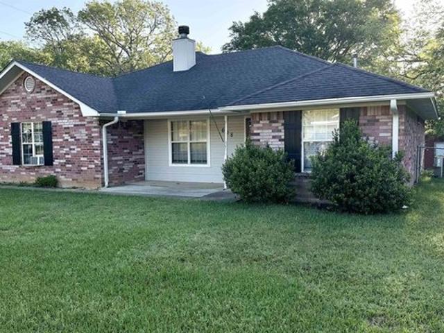 608 Oak St, Bullard, TX 75757