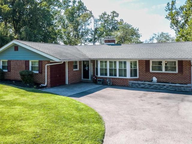 608 Oriole Lane