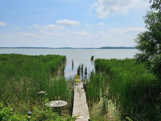 608 Lakeshore Drive