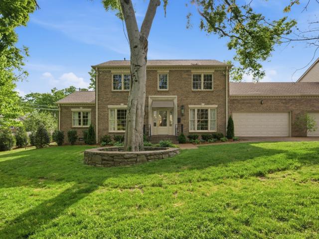 608 Linden Sq