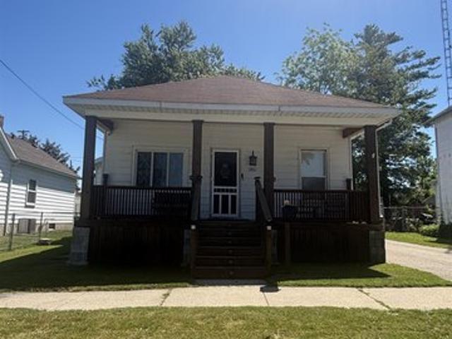 608 N Catherine St, Bay City, MI 48706