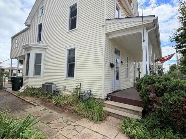 608 N Mulberry Street