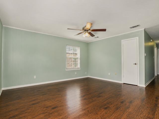 608 N Plantation Drive