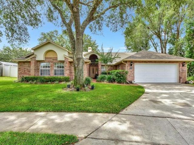 608 Shady Point Way, Deland, FL 32724