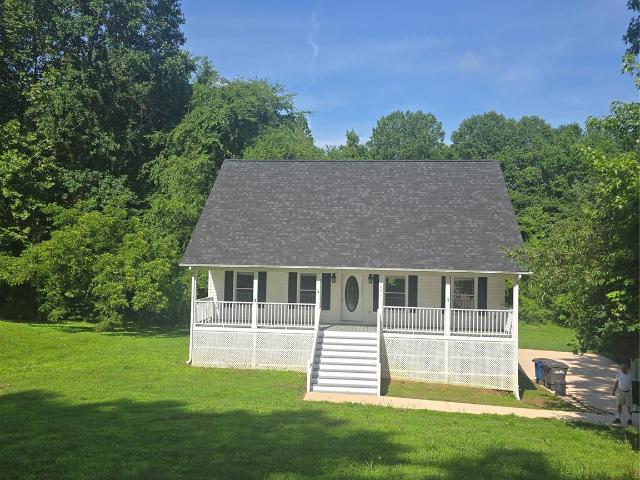 608 Sharon Dr, Statesville, NC 28625 | MLS #4271