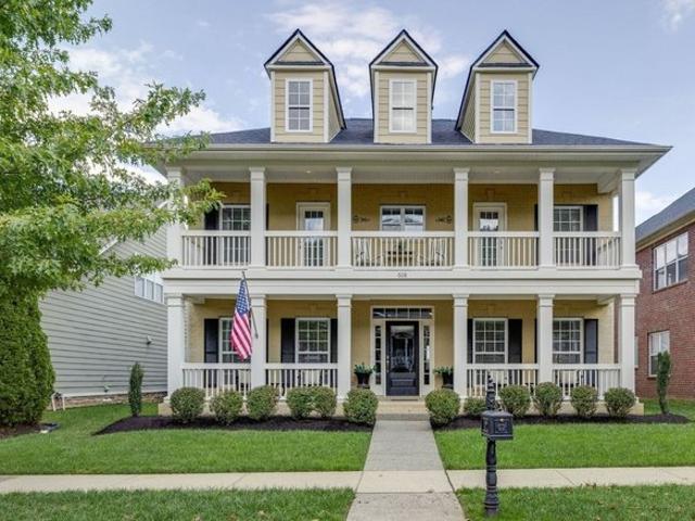 608 Patriot Ln, Franklin, TN 37067