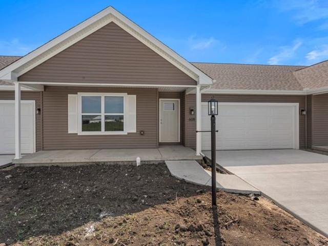 608 Patterson Dr Unit 2, Fisher, IL 61843