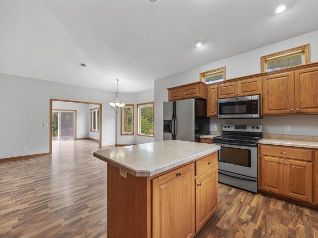 608 Parkview Circle