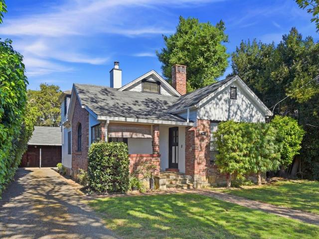 608 Peninsula Avenue