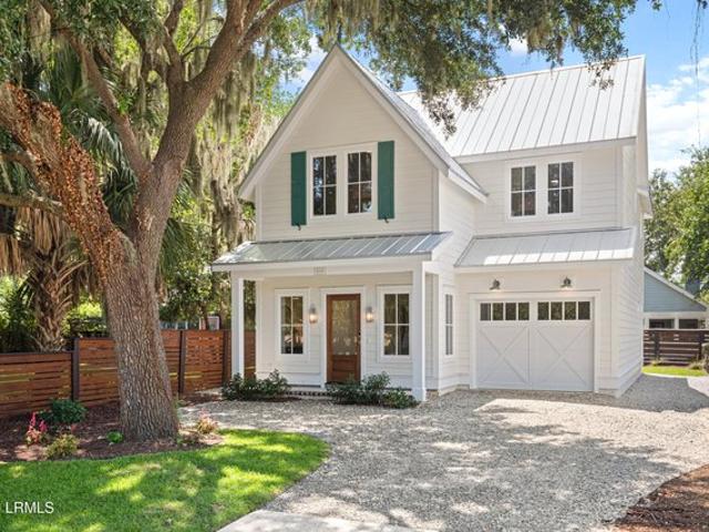 608 Pilot St, Beaufort, SC 29902