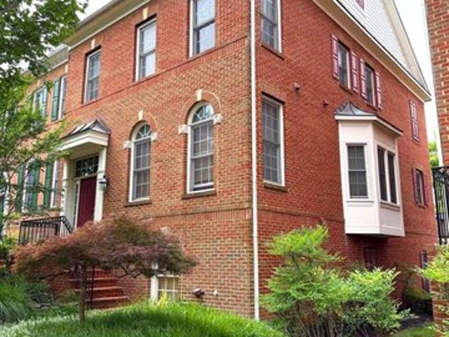 608 Pleasant Dr, Rockville, MD 20850