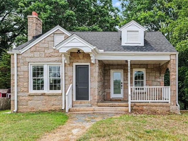 608 Roach St, Reidsville, NC 27320