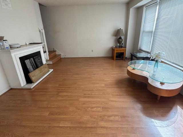 608 W 95th Street