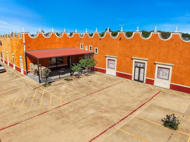 608 W Alamo St REAR St
