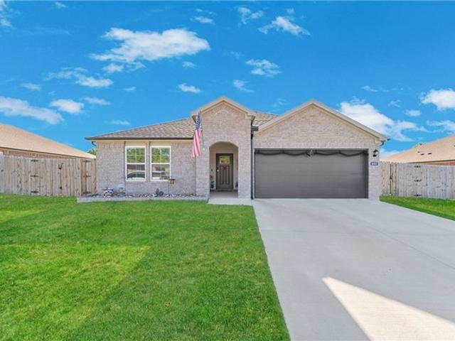 608 W Buffalo Ave, Gentry, AR 72734