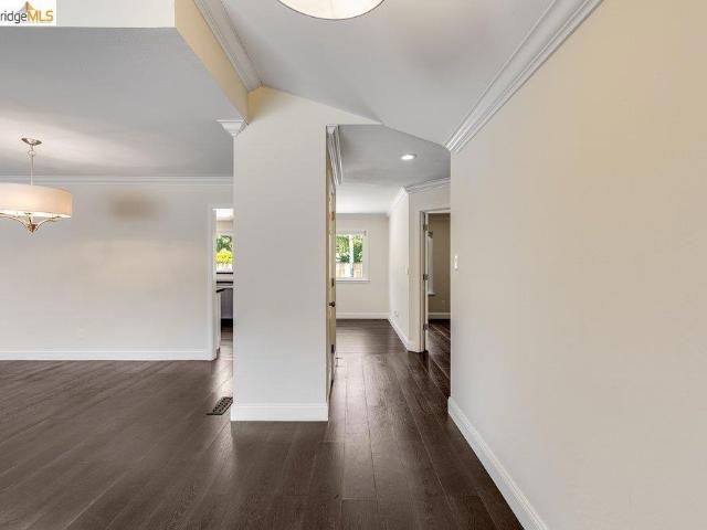 608 W Myrick Ct