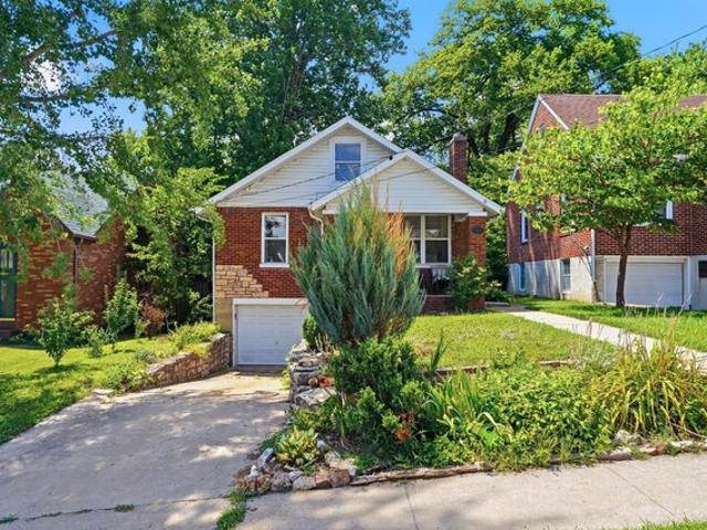 608 Waverly St, Jefferson City, MO 65109
