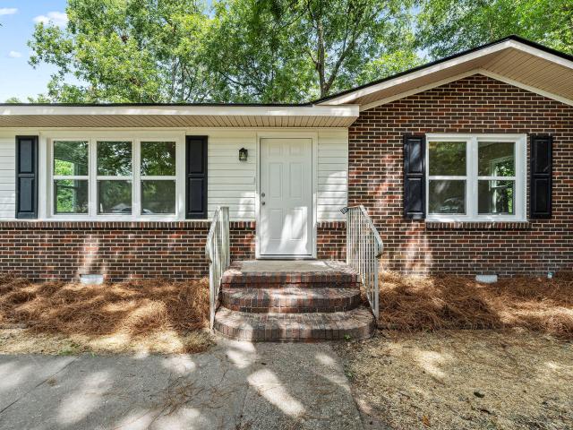 608 Timberlane Road SE
