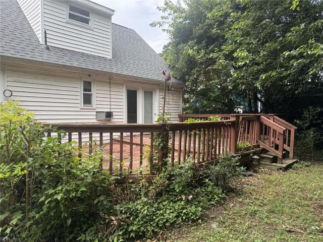 608 Tyson RD