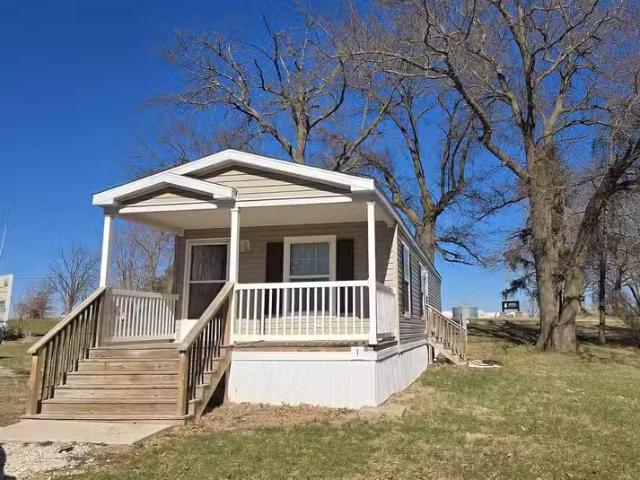 60959573 1100 W Locust St #1