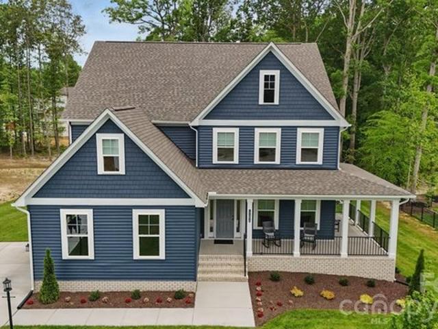6095 Diamond Pl, Harrisburg, NC 28075