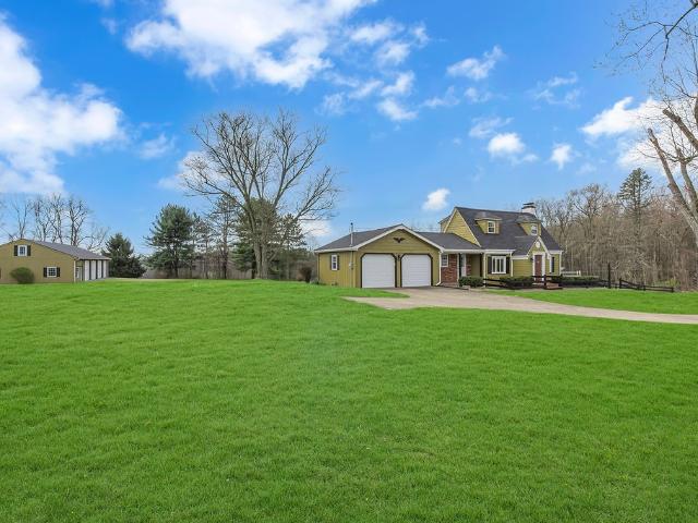 6097 Tuscarawas Road