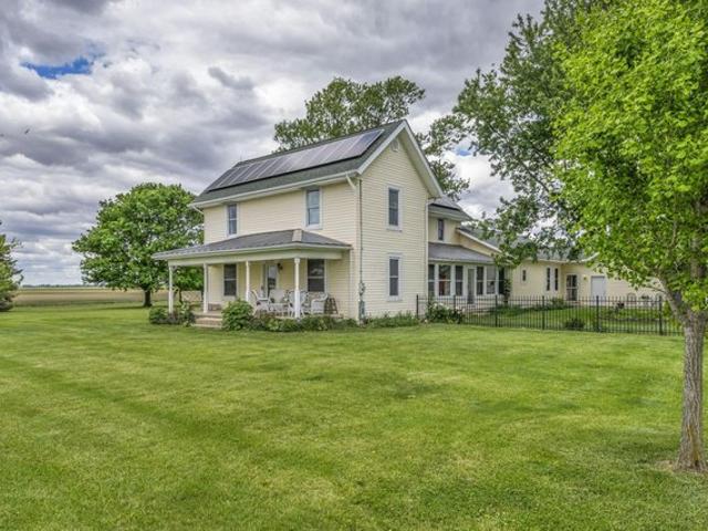 6090 Junk Rd, Mount Sterling, OH 43143