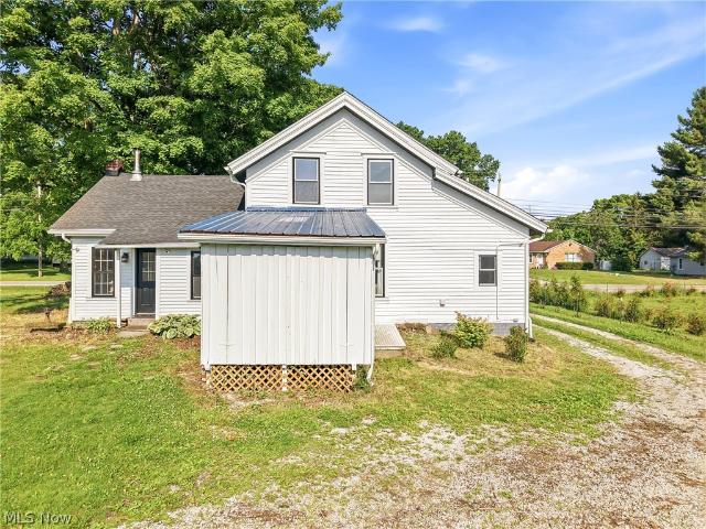 6090 Youngstown Conneaut Road