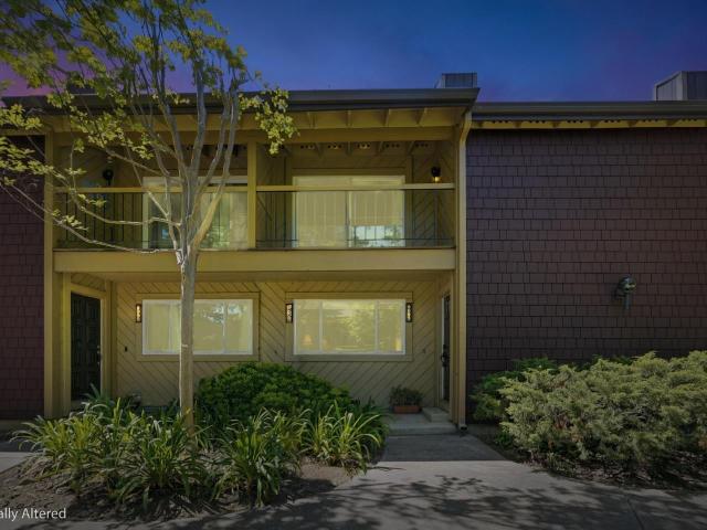 6092 Calle De Amor