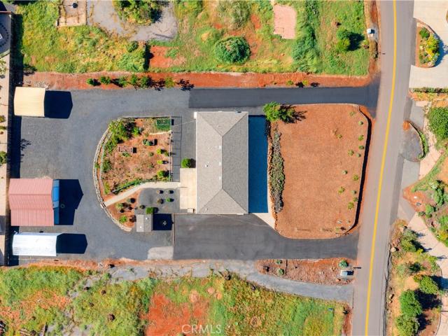 6092 Cliff Drive