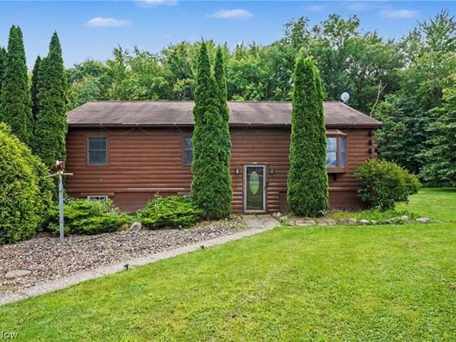 6092 Warren Rd, Cortland, OH 44410