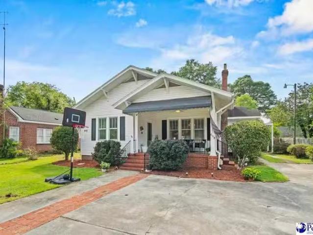 609 3RD AVE, KINGSTREE, SC 29556 Single Family Residence For S.