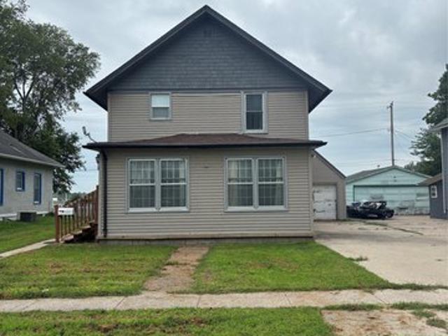609 2nd St, Perry, IA 50220