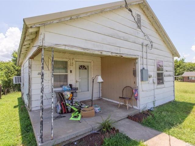 609 7th, Crowder, OK 74430