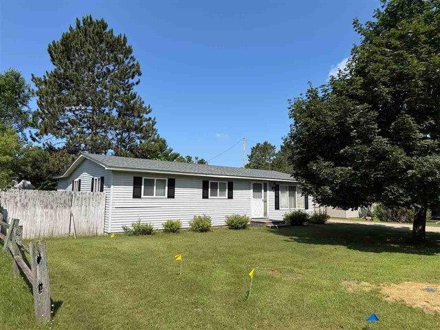 609 7th St, East Jordan, MI 49727