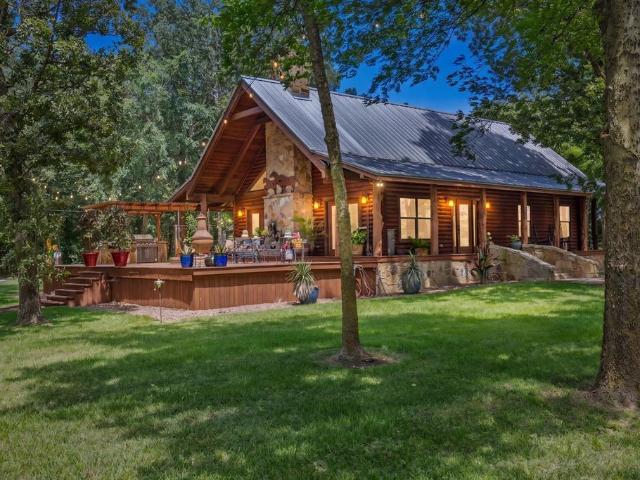 609 County Road 2421