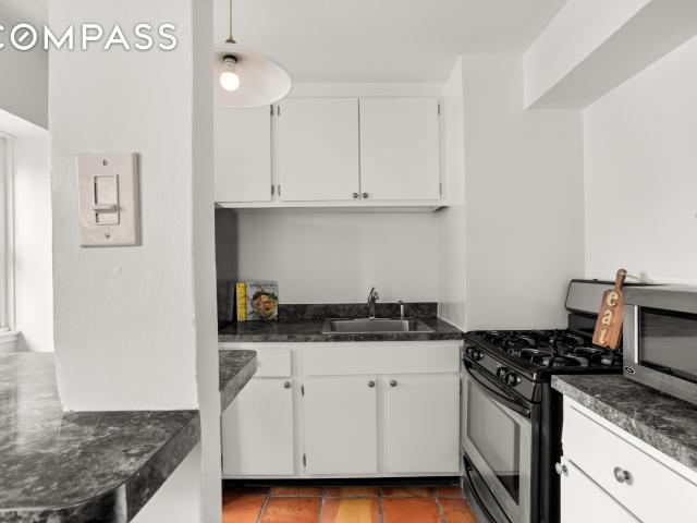 609 Columbus Avenue, New York, NY