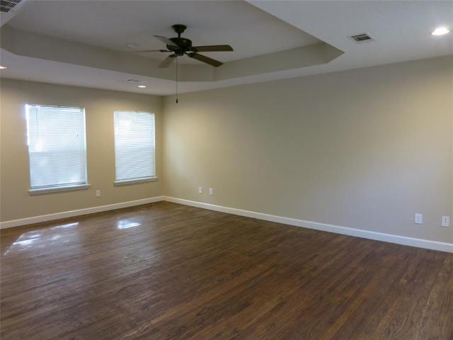 609 Cordell St, Denton, TX 76201 | MLS #21146 | Compass