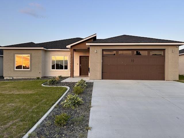 609 Caridad Ct, Pasco, WA 99301
