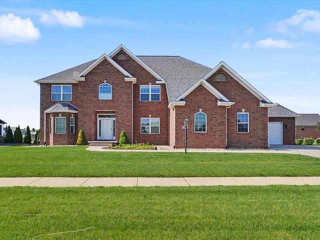 609 Carrera Dr, Savoy, IL 61874