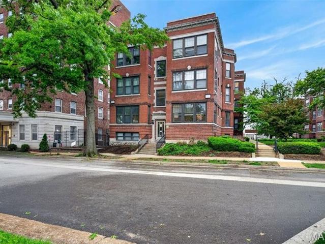 609 Clara Ave Unit 1A, Saint Louis, MO 63112
