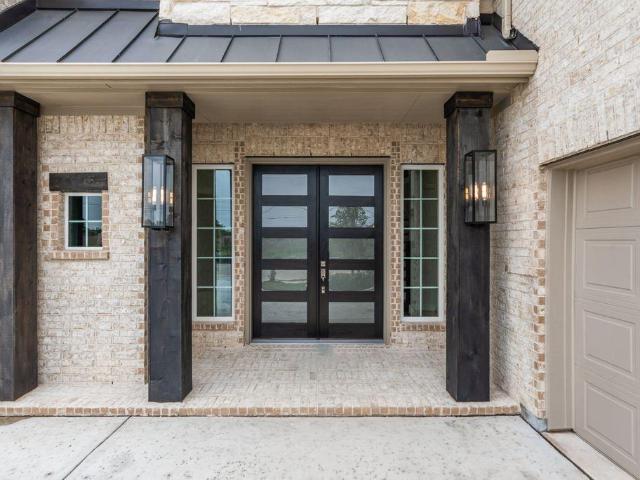 609 Clover Lane