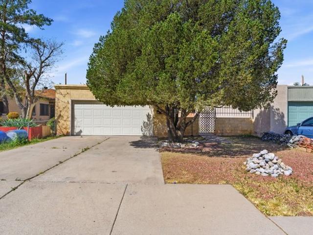 609 Alvarado Dr SE, Albuquerque, NM 87108
