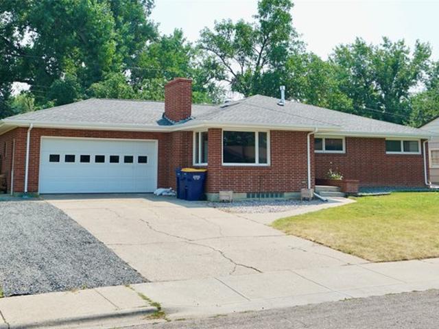 609 Alice Dr, Great Falls, MT 59405