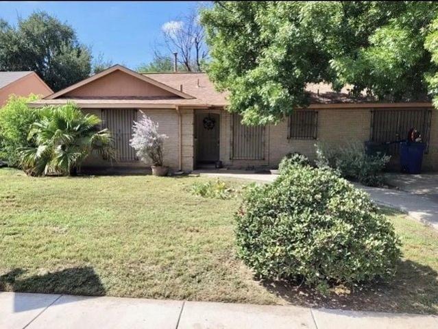 609 Allende St, Laredo, TX 78041